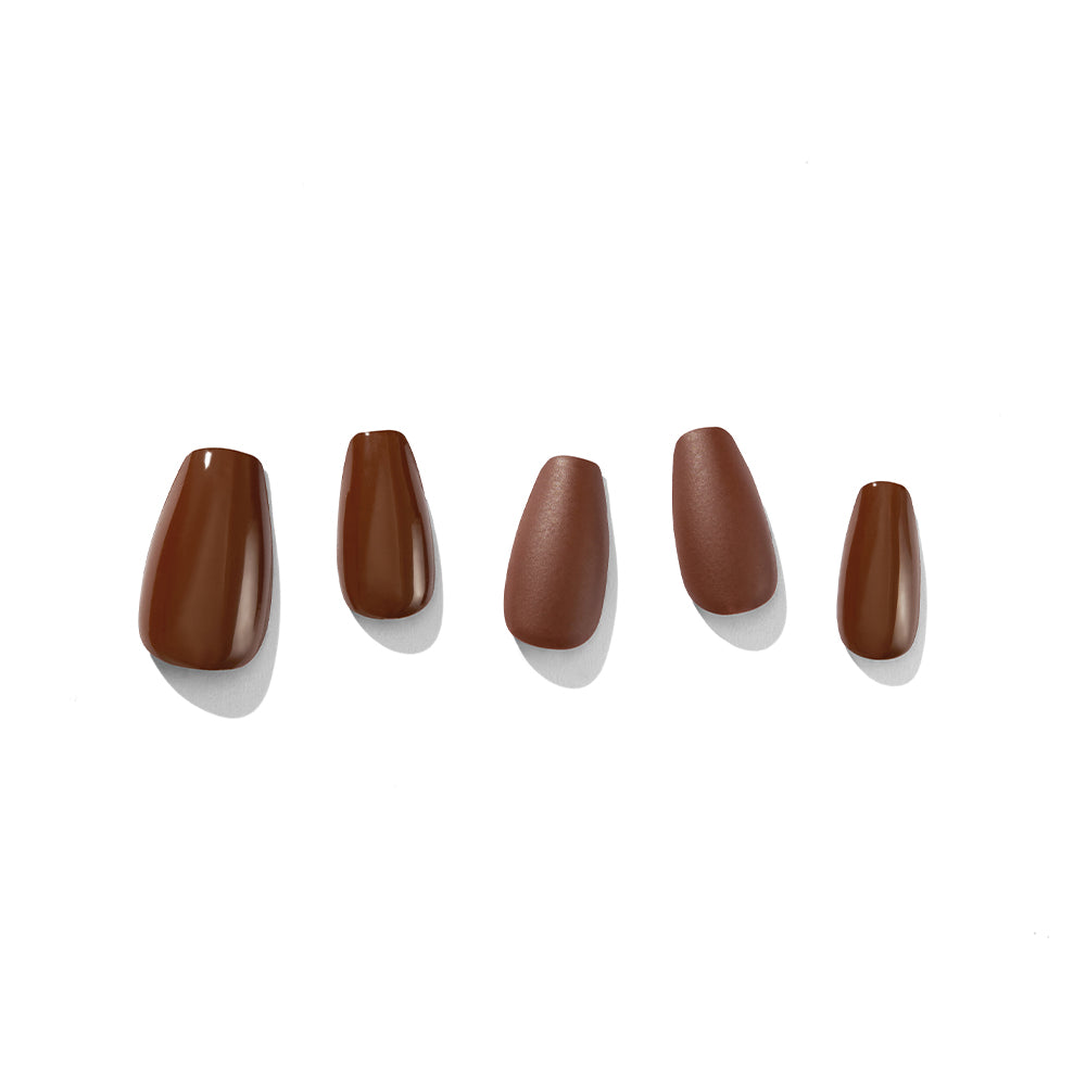 Chocolate Cashmere – Pinky Goat
